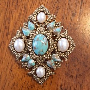 Sarah Coventry | Jewelry | Vintage Sarah Coventry Pin | Poshmark